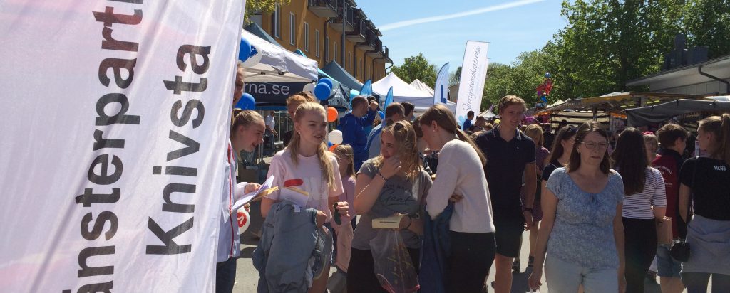 Många trevliga möten på Knivsta Marknad - Vänsterpartiet Knivsta ...